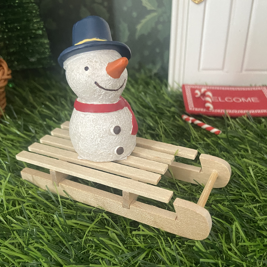 Miniature Wooden Sleigh – The Fairy Shop