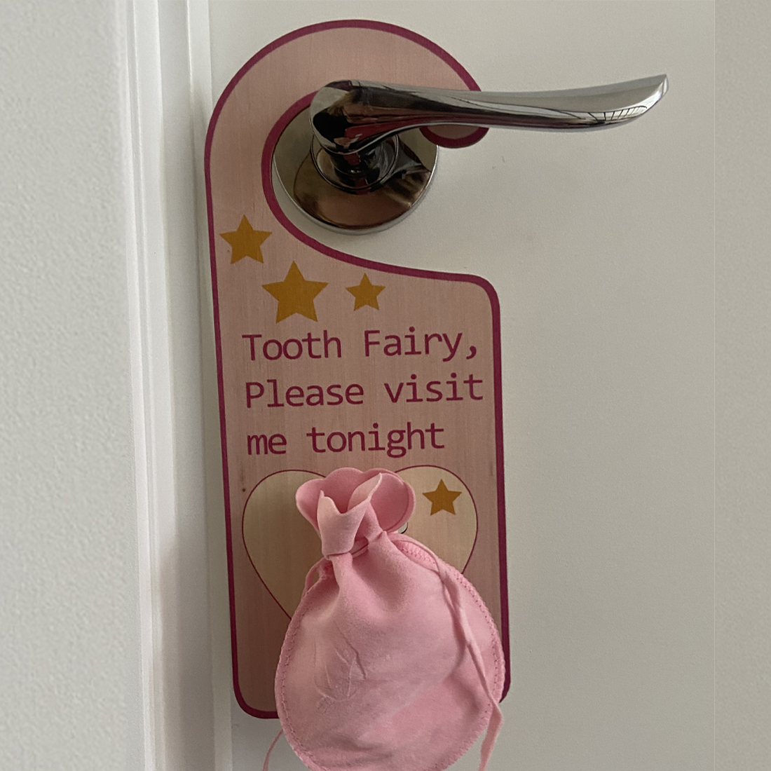 Pink Tooth Fairy Door Hanger With Pouch – The Fairy Shop